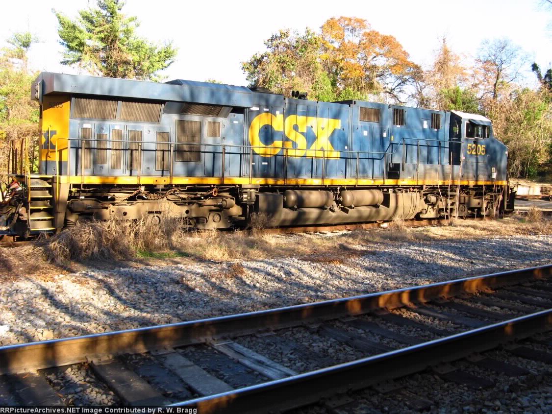 CSX 5205 (ES40DC)